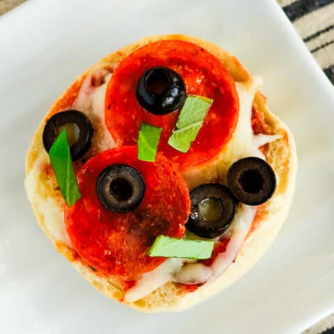 The Best English Muffin Pizza Recipe - Creations by Kara